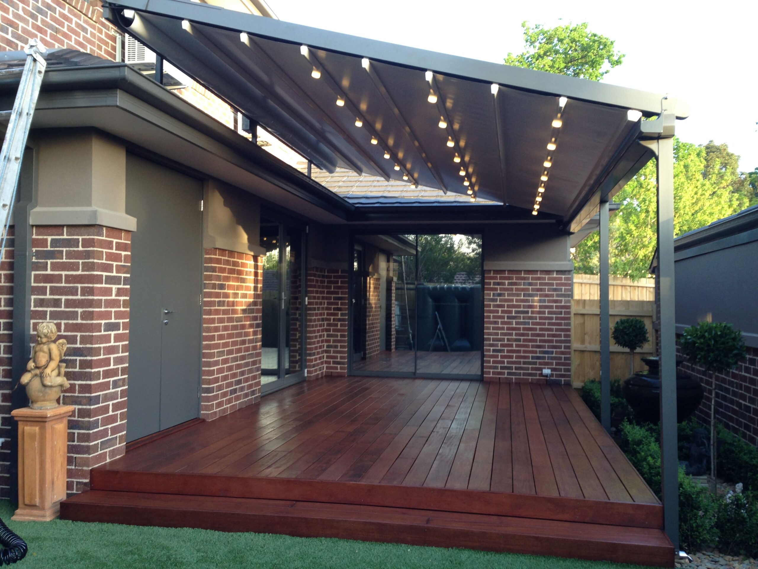 Retractable Pergola & Sun Roof Systems - Shade Systems